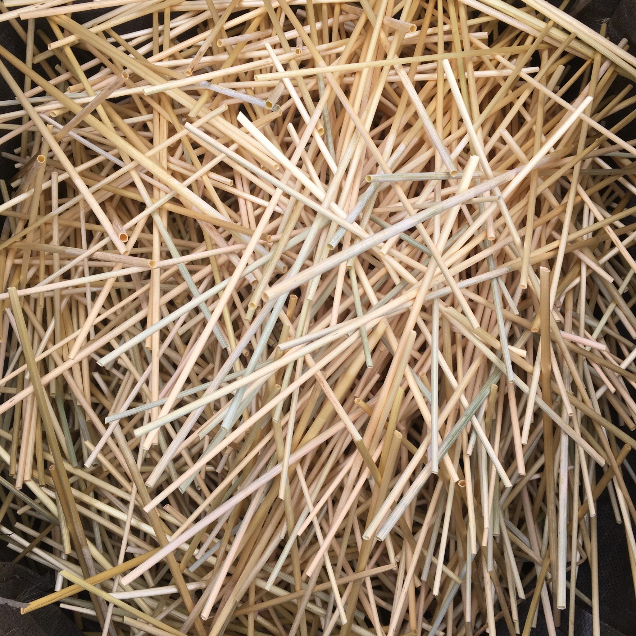 La marqueterie de paille, de l’oubli au triomphe – Histoire du Mobilier